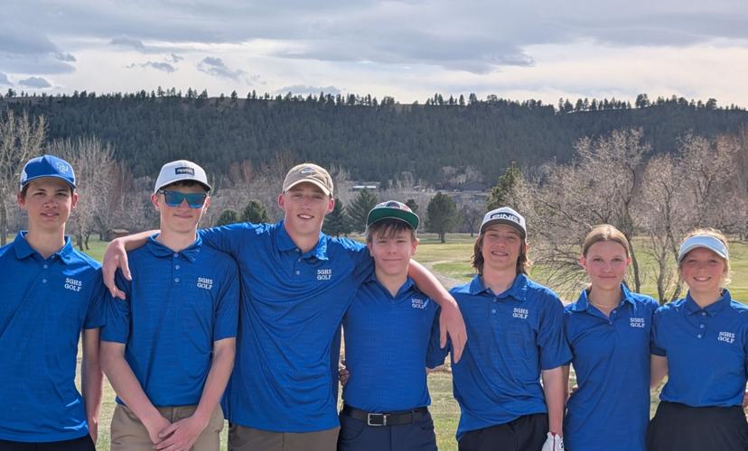 Golf team features 19 players this season | News | bigtimberpioneer.net