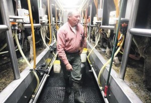 Monsanto abandons production of Posilac