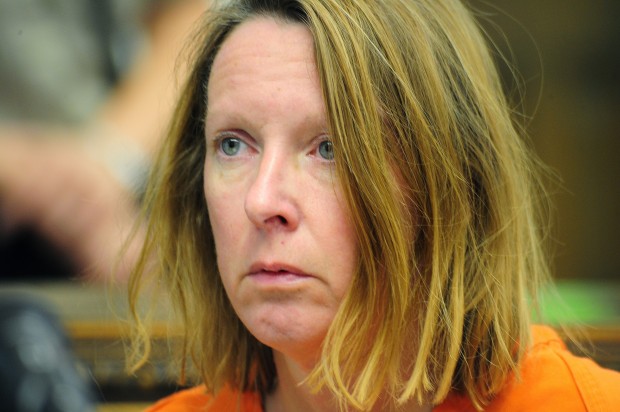 'Don't do it': 911 call captures Helena shooting