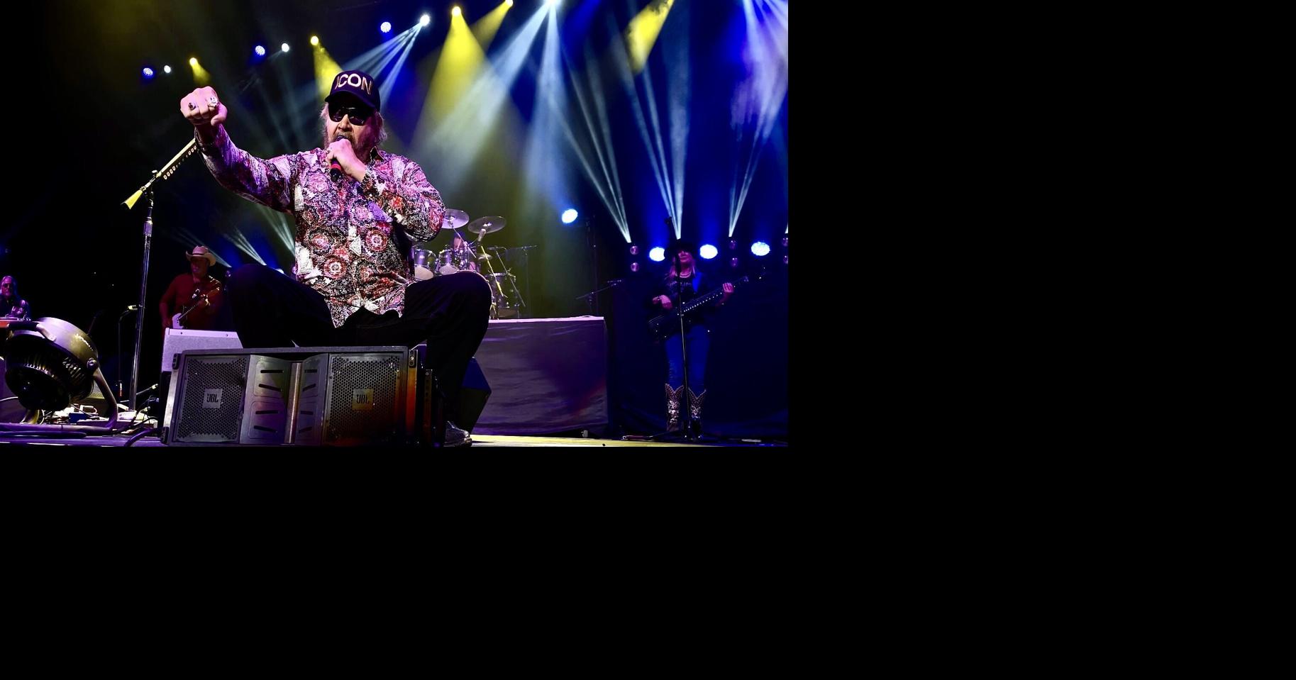 Video: Country music legend Hank Williams Jr. performs to large crowd ...