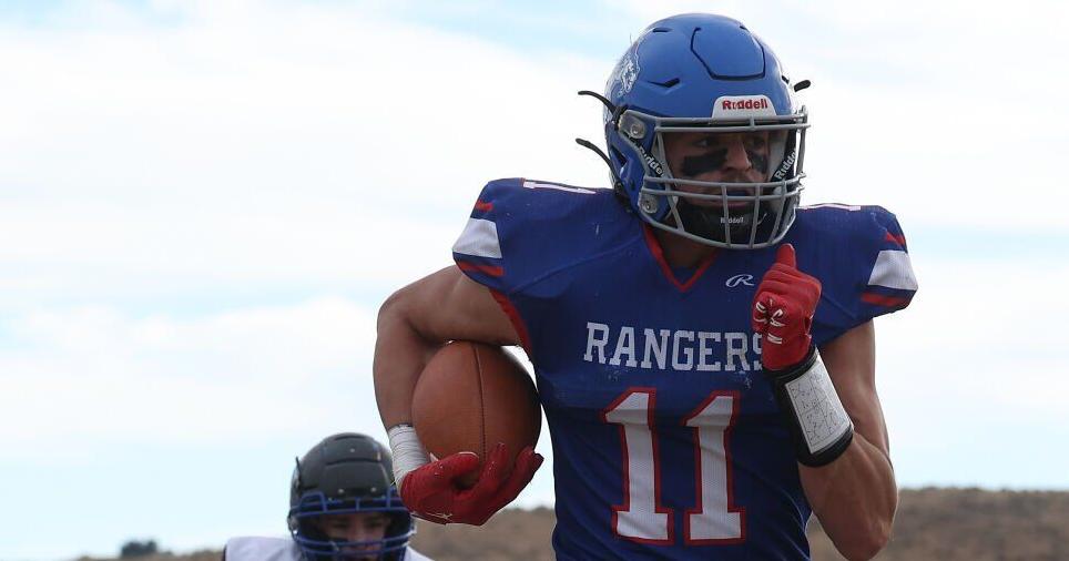 Jace Bantz of Grass Range signs with Montana State Bobcats