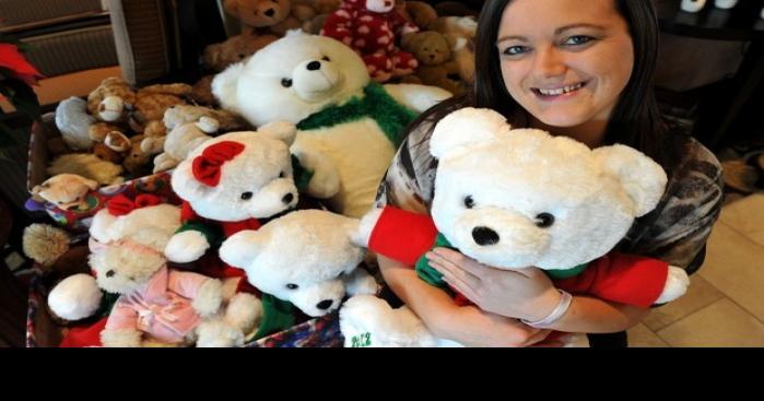 Teddy bears, bracelets going to Newtown victims’ families, survivors