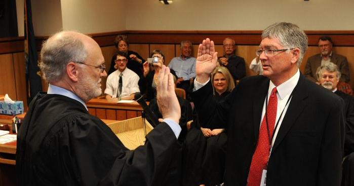 Moses sworn in as District Court judge