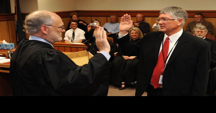 Moses sworn in as District Court judge