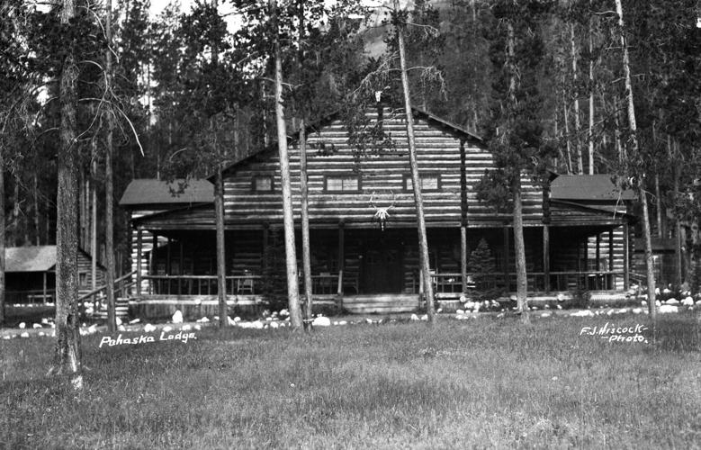 Pahaska Tepee history discussed at Center of the West