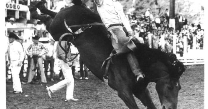 Rodeo cowboy legend Alvin Nelson dies in Minnesota