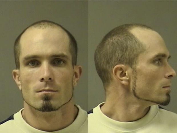 Man charged with felonies for trying to elude police