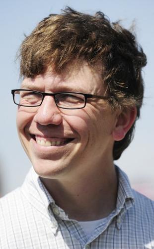 Long-held bracelet given to family of fallen soldier