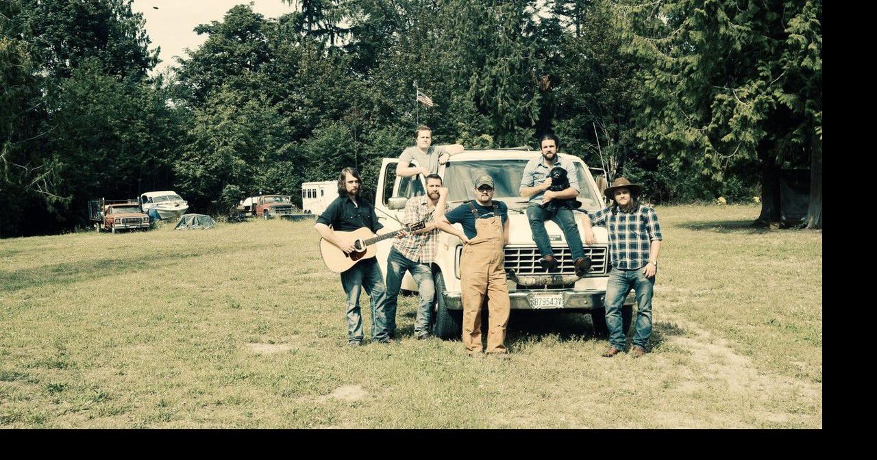 Pub Station shows feature Americana favorites, and a local DJ, drummer duo