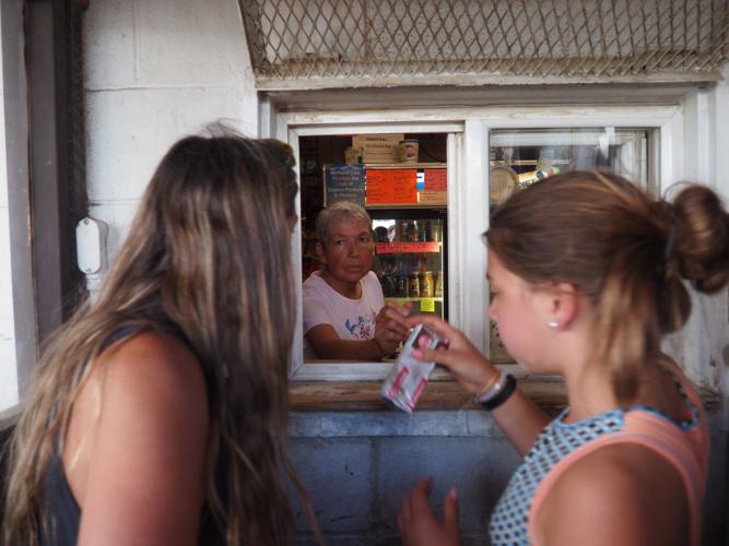National Geographic photo camp zooms in on Crow clan system
