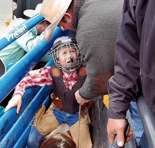 Riverton class teaches students steer, bull riding