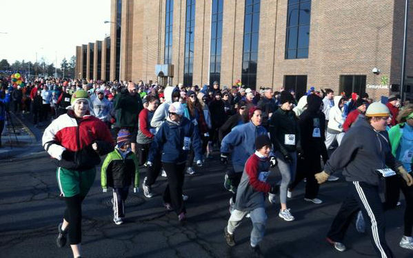 Hundreds turn out for Run! Turkey Run! event