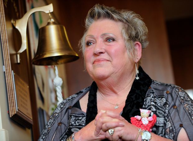 Woman donates bell for patients to celebrate treatment completion ...