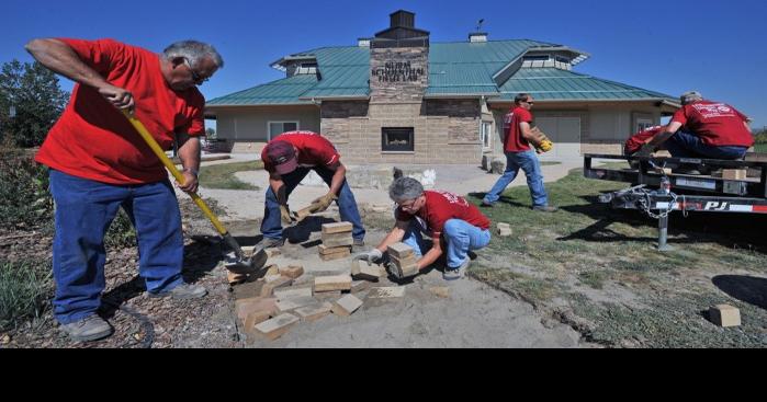 Day of Caring volunteers do good works througout the community