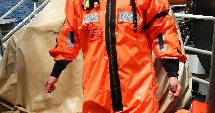 Rawlins teacher at sea brings hands-on science to classroom