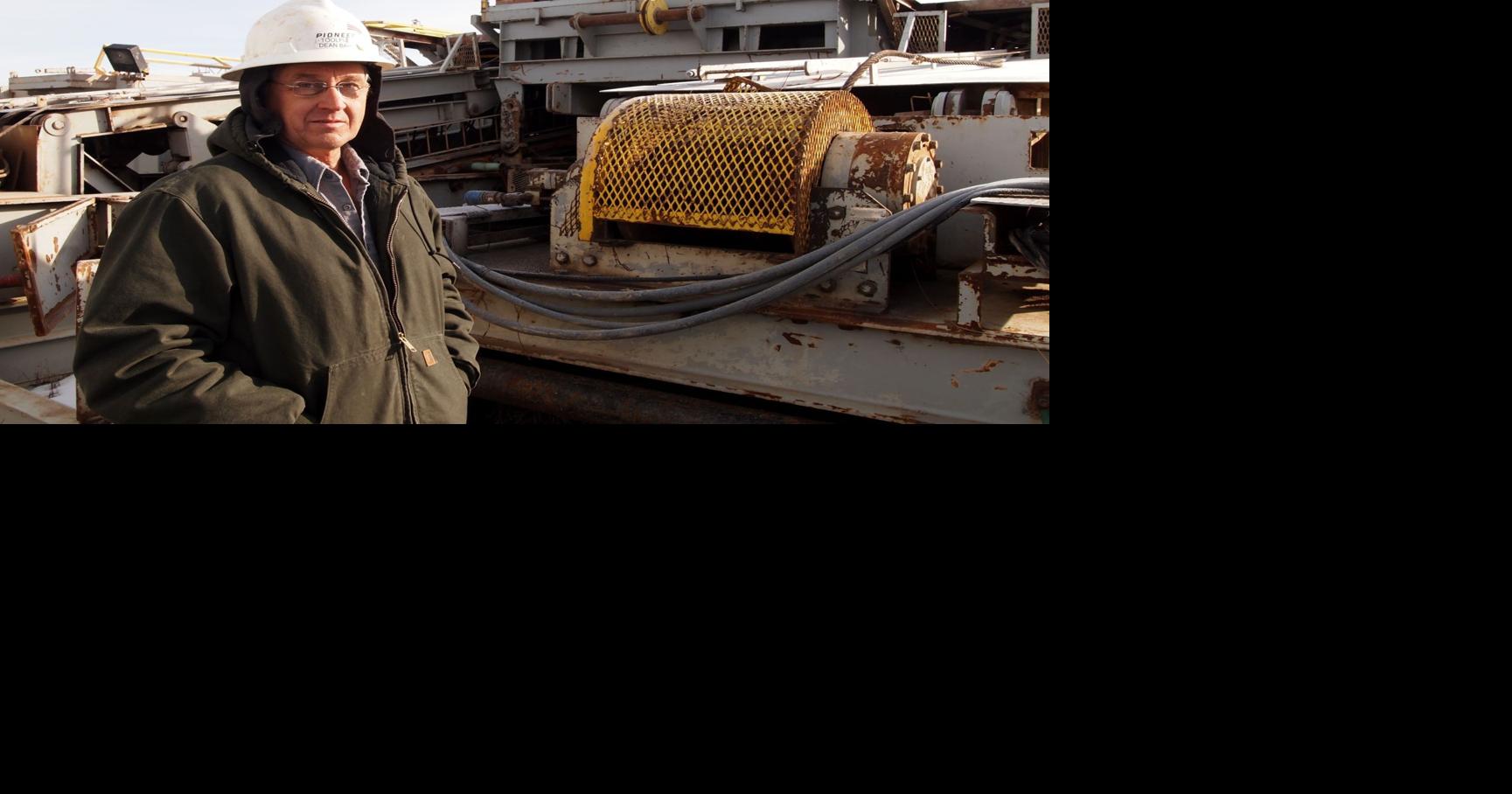 With drilling’s decline, worker happy for job watching idle rigs