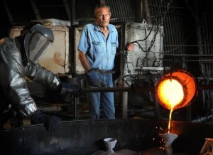 Foundry worker braves temperatures to help create works of art