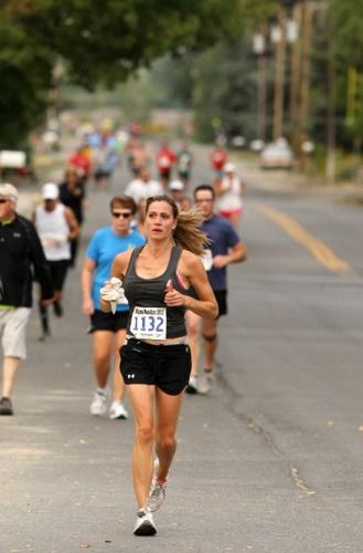Volunteers keep Montana Marathon running