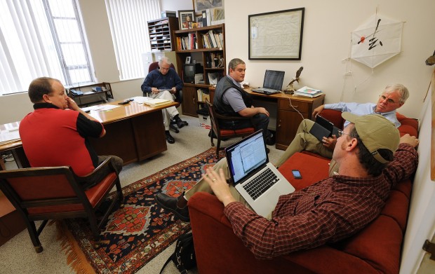 Candidates keep close eye on unreturned ballots