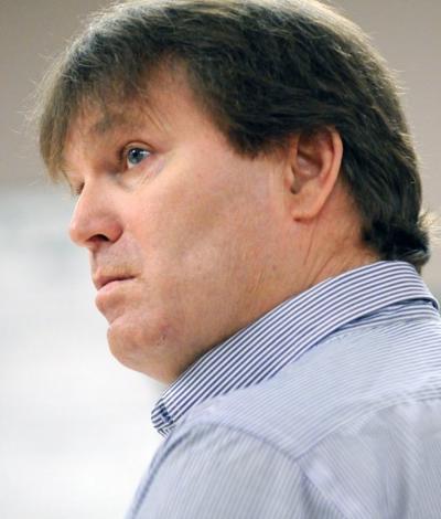 Jury selection starts again at triple-murder trial