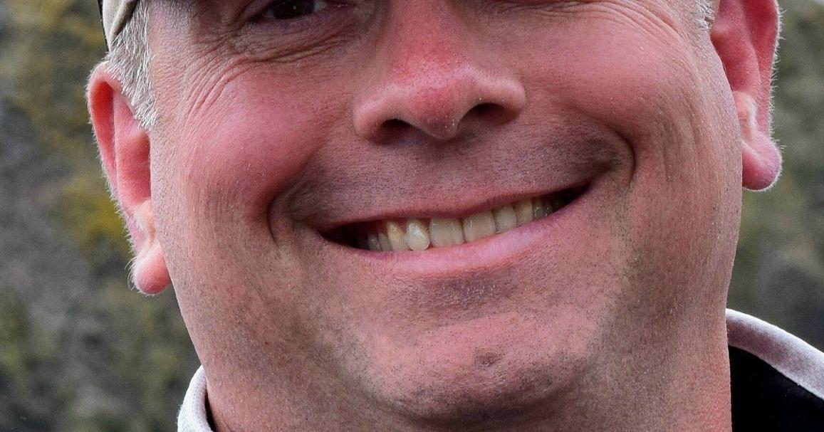 Dr. Scott Lewis Marchant