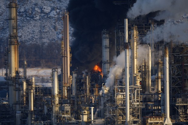 Refinery operating at 'normal' after tank fire