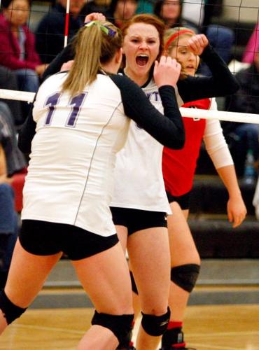 Forsyth's Ruby Kallenbach and Kaylee Zard