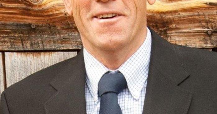 Alan Redfield (R)