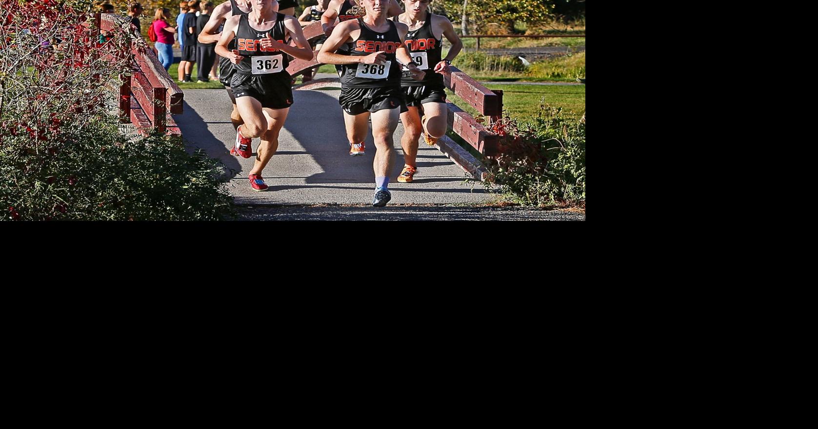 Senior cross country teams perfect at City Meet