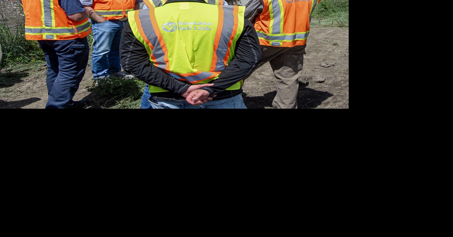 Bridge collapse drops train into Yellowstone River