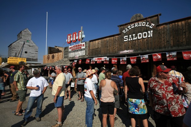 Sheep drive thunders through Reed Point