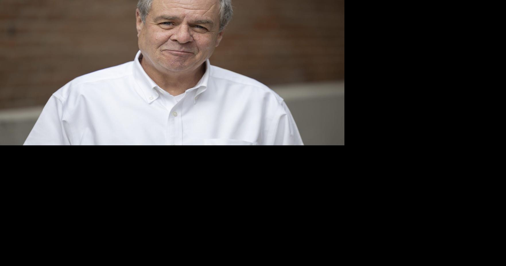 Reporter Mike Smith honored for integrity, quest for truth