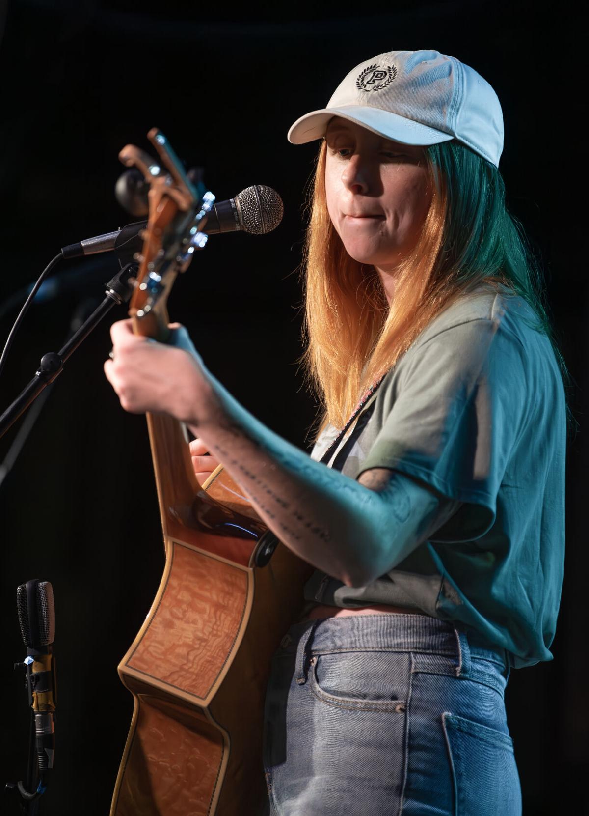 Photos: Actress and singer/songwriter Juliette Angelo makes Pub Station ...