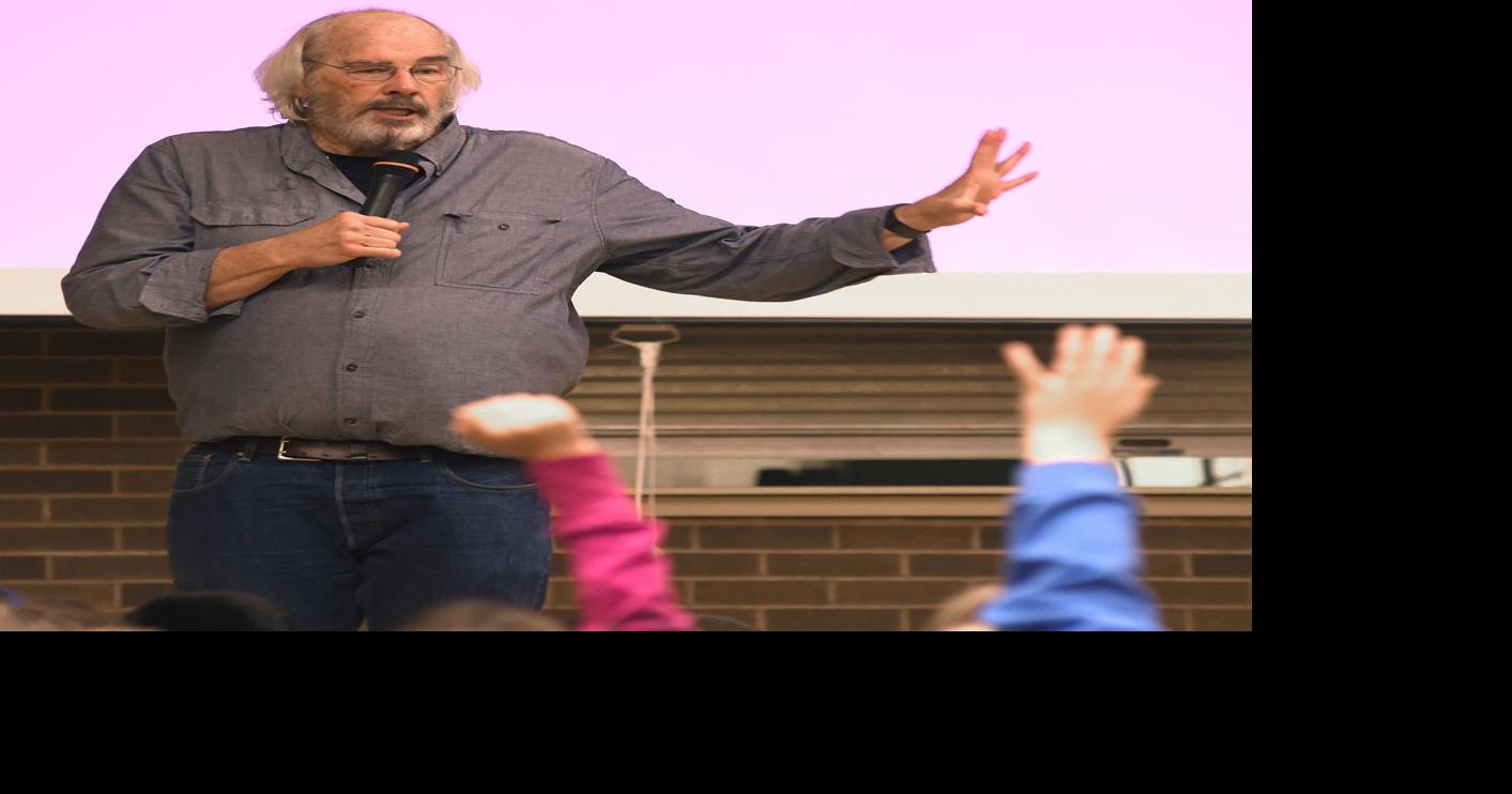 Jack Horner clarifies visit to Epstein ranch