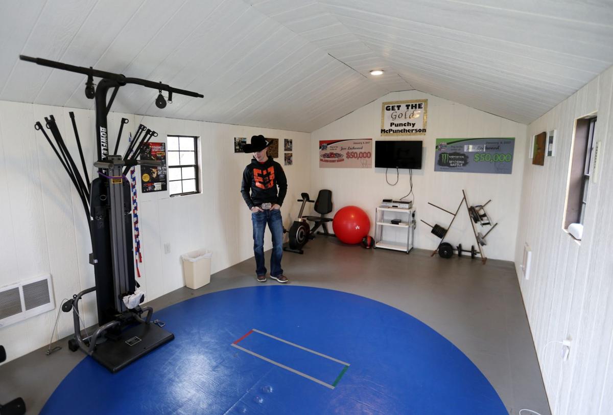 Volborg's Jess Lockwood trying to balance youth, bullriding stardom