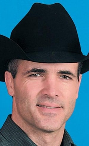 Fortunes turn on 2 rides for Mapston