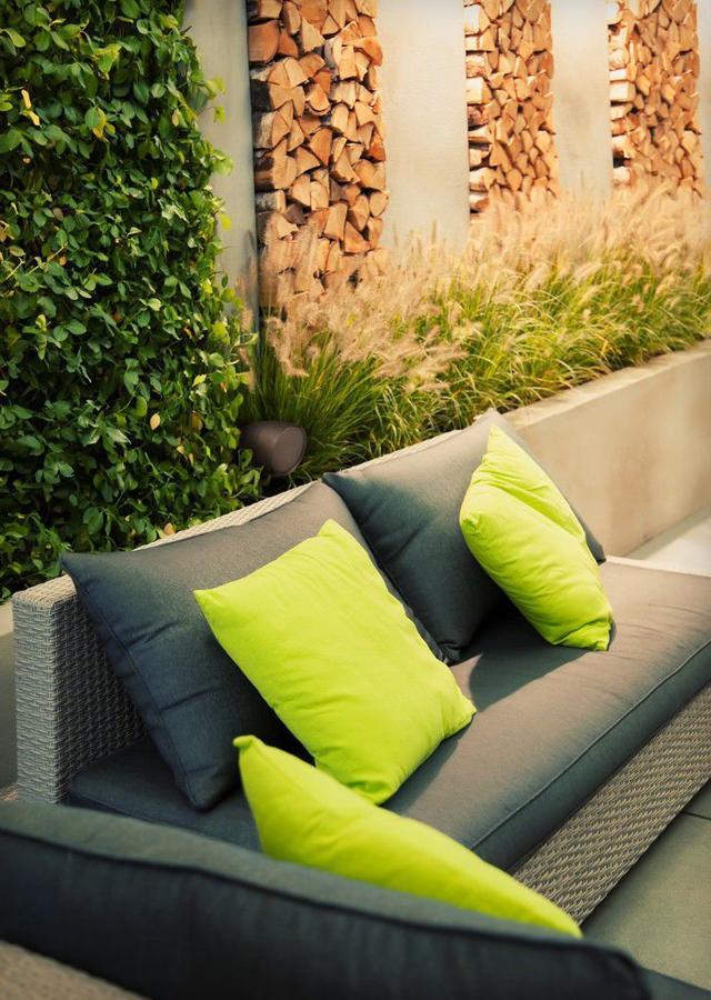 Create an Outdoor Oasis