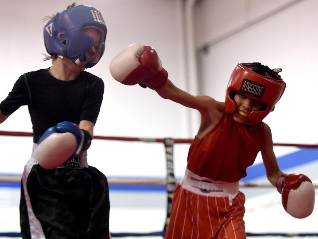 Photos: Silver Gloves boxing tournament
