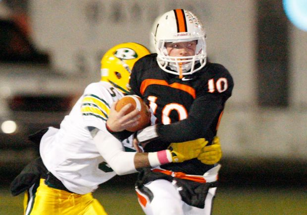 Rustlers roll past Senior for fourth straight win