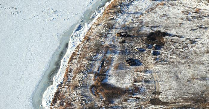 Crews to clean up oil spilled into Yellowstone River from Montana pipeline