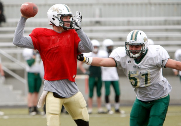 Toner, Johnson help highlight Battlin' Bears' lively scrimmage