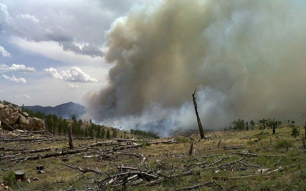 More firefighters on way to Wyoming wildfire