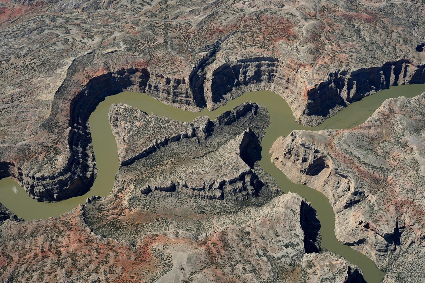Breathtaking aerial photographs of Montana rivers and lakes