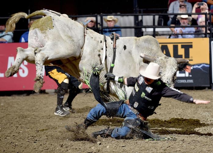 Cooper Davis finds his competitive bull riding fire again