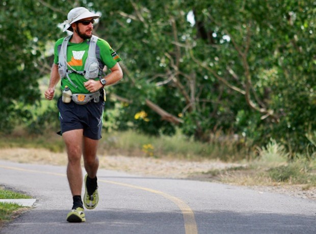 Runner treks Wyoming stretch of Oregon Trail
