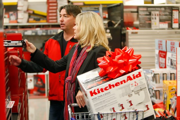 Billings family honors National Guard families with Christmas party