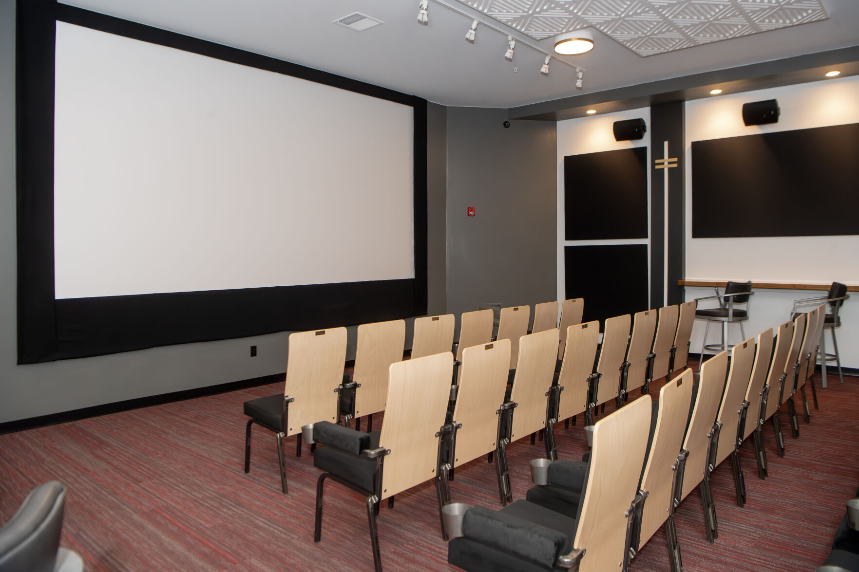 Meet Brian Oestreich Billings Art House S Movie Man