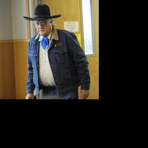 Leachman given 10 days to move horses