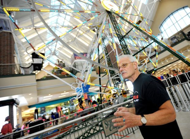 Ferris wheel operators learn the trade at Scheels