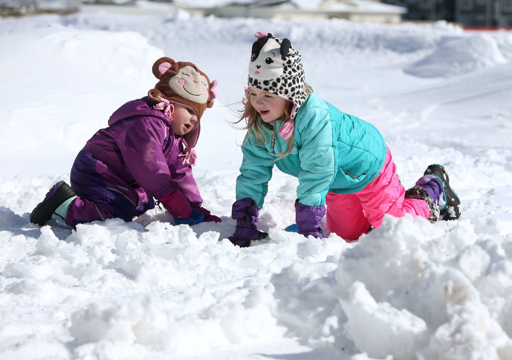 Kids Playing In The Snow Fun Safety And Winter Memories Kids Playing In The Snow Fun Safety And Winter Memories